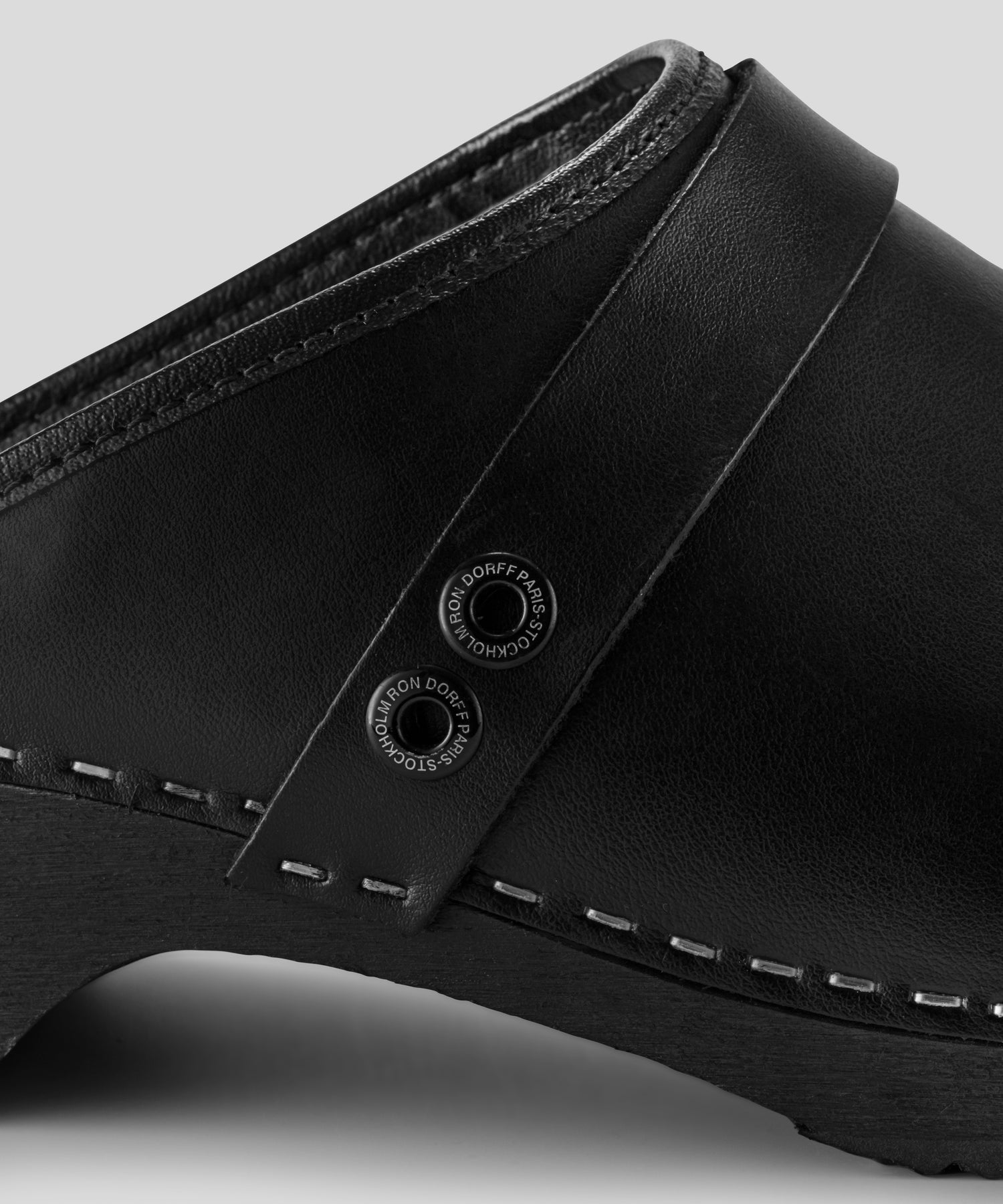 Träskor - Swedish Clogs: Black | Ron Dorff